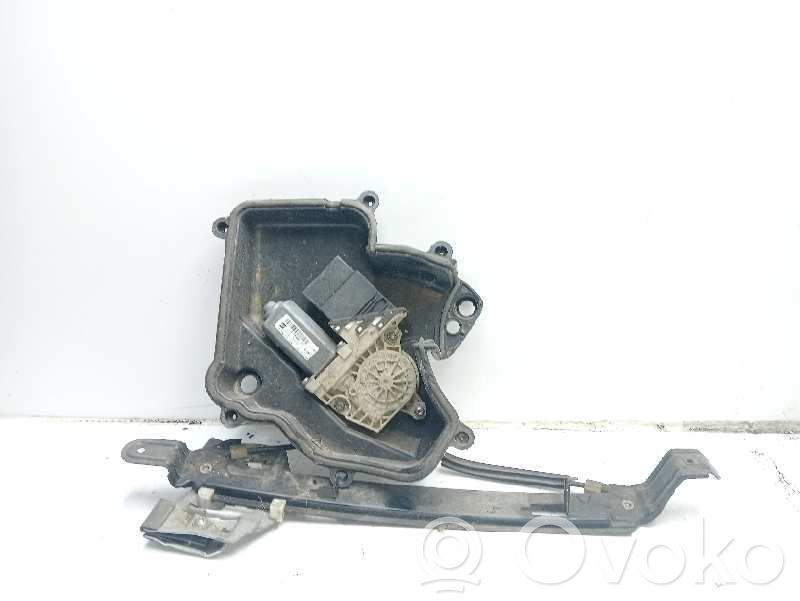1P0839461A Seat Leon (1P) Rear window lifting mechanism without motor ...