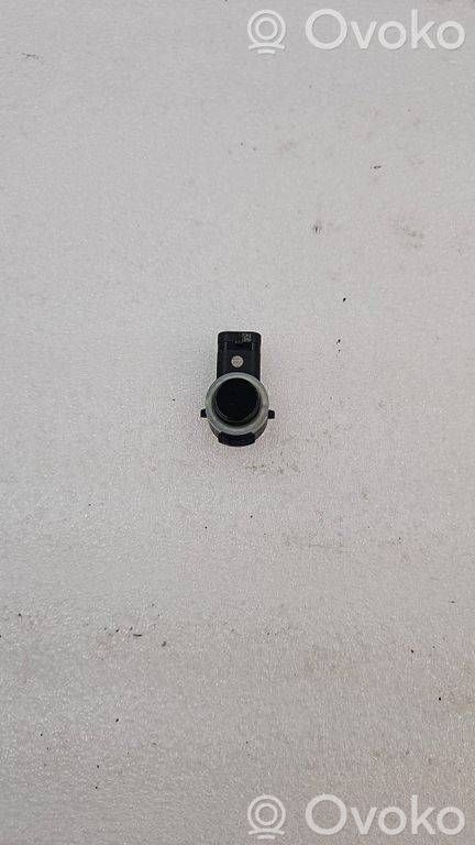 1741485-01-A Tesla Model Y Capteur de stationnement PDC, 30,00 € | OVOKO