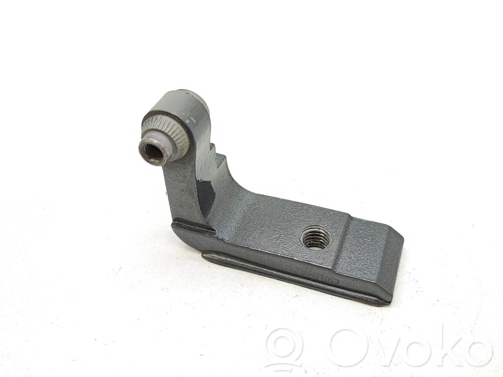 7333093 BMW M5 F90 Rear door lower hinge, €20.00 | RRR