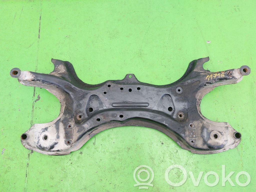 Toyota Corolla E120 E130 Front axle beam, €94.12 | RRR