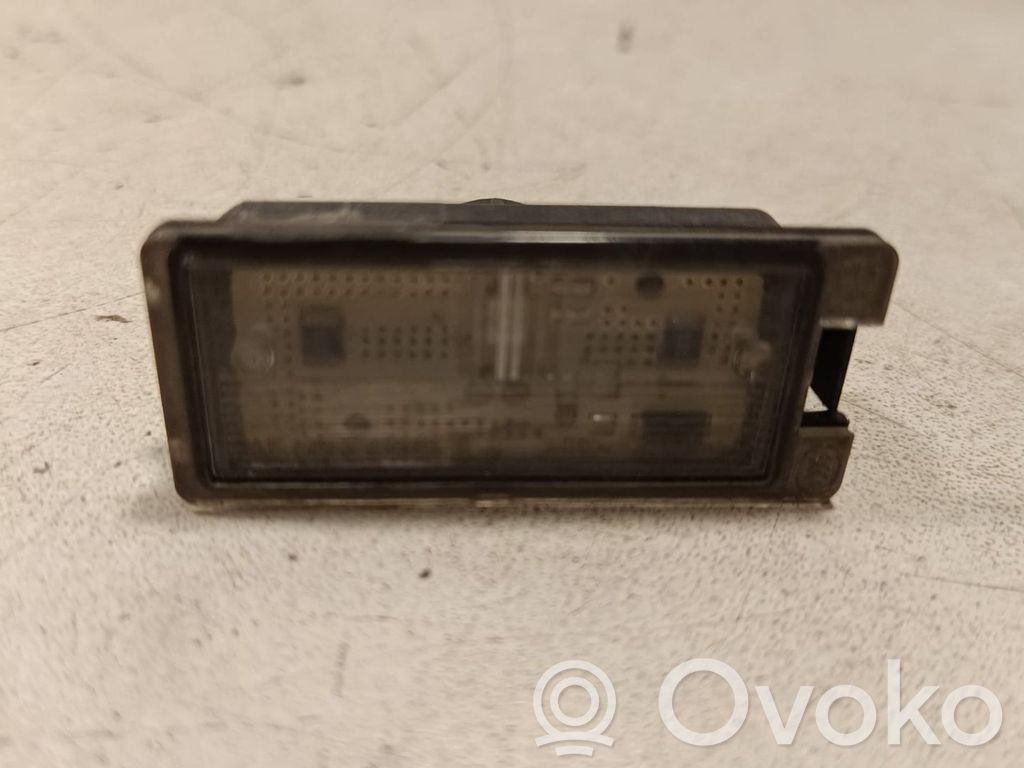 89WXP597 Jeep Grand Cherokee Éclairage de plaque d'immatriculation, 30 ...