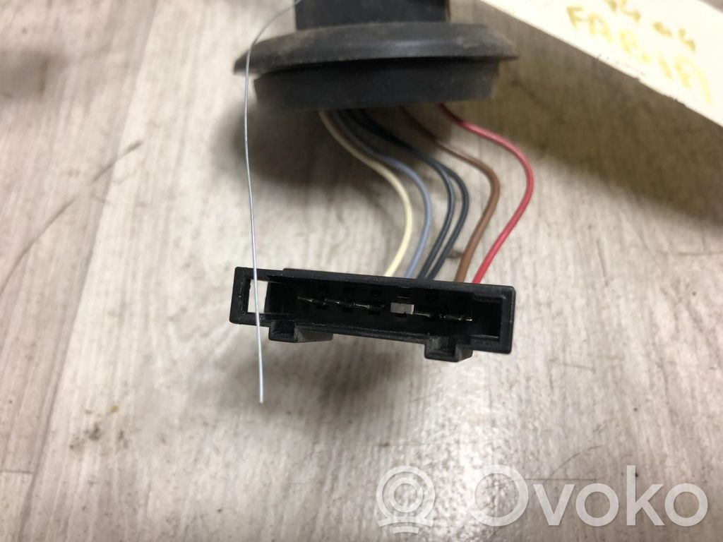 Skoda Fabia Mk2 (5J) Number plate light, €21.71 | RRR