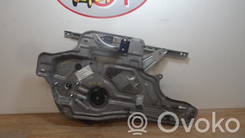 Front window lifting mechanism without motor 8240626000,8240626000