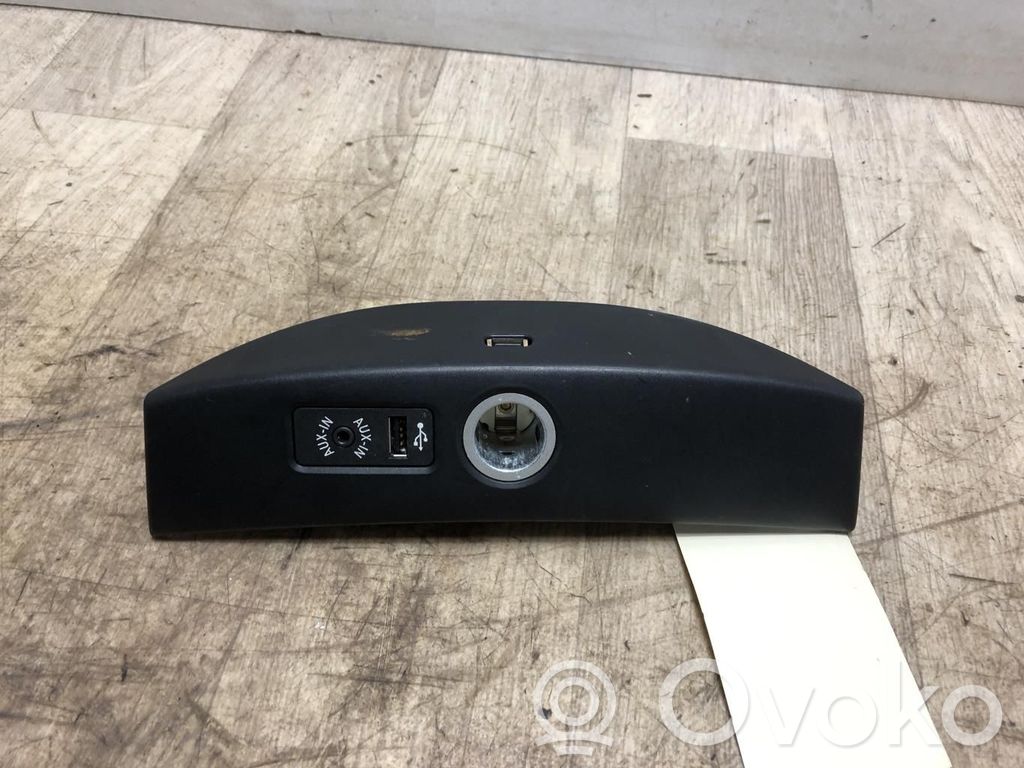 84105A84160 Mini Clubman F54 Câble adaptateur AUX, 21,82 € | OVOKO