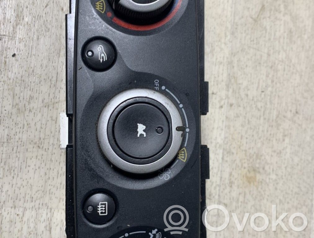 Renault Megane III Climate control unit, €29.20 | RRR