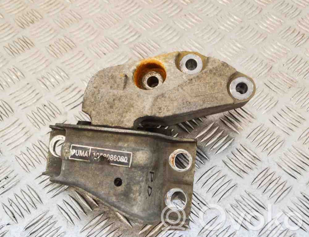 Citroen Jumper Engine mount bracket