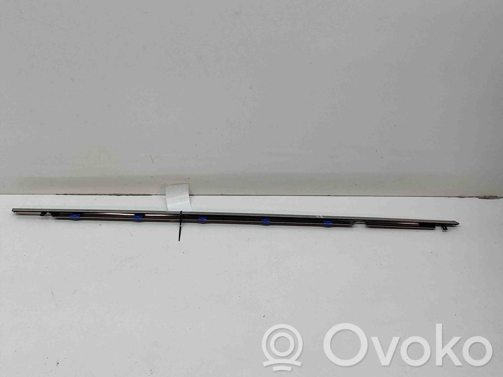 7571076040 Lexus UX Joint vitre de porte coulissante, 48,00 € | OVOKO