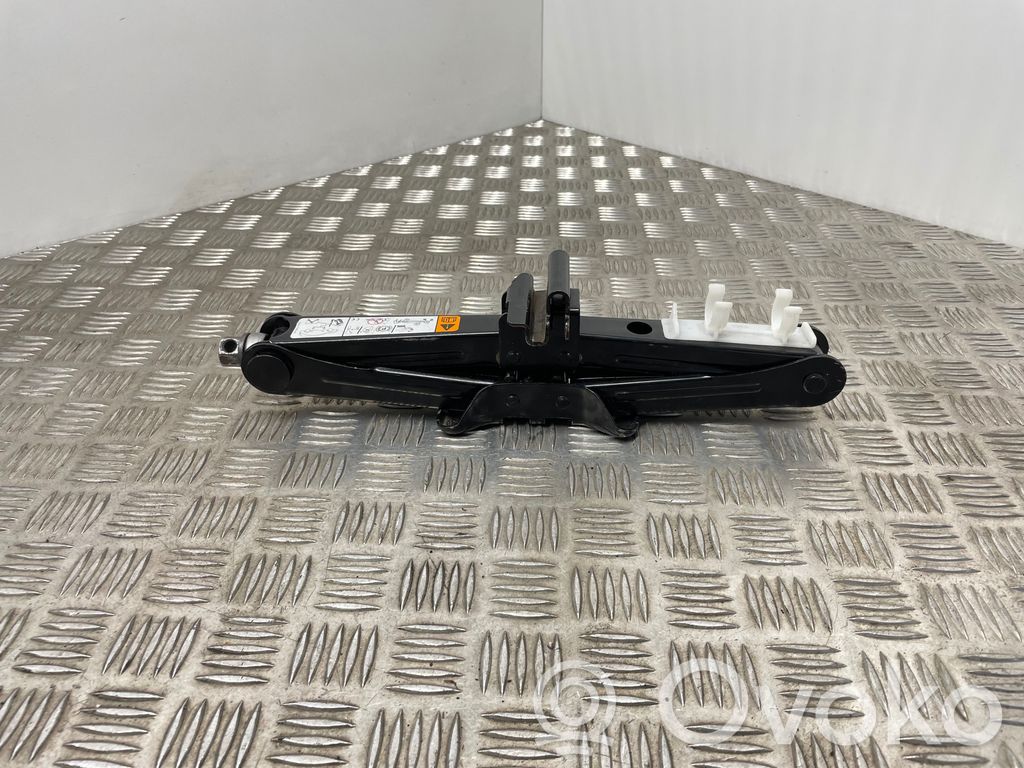 ES7C17A078AA Ford Mondeo MK V Tunkki, 15,00 € | OVOKO