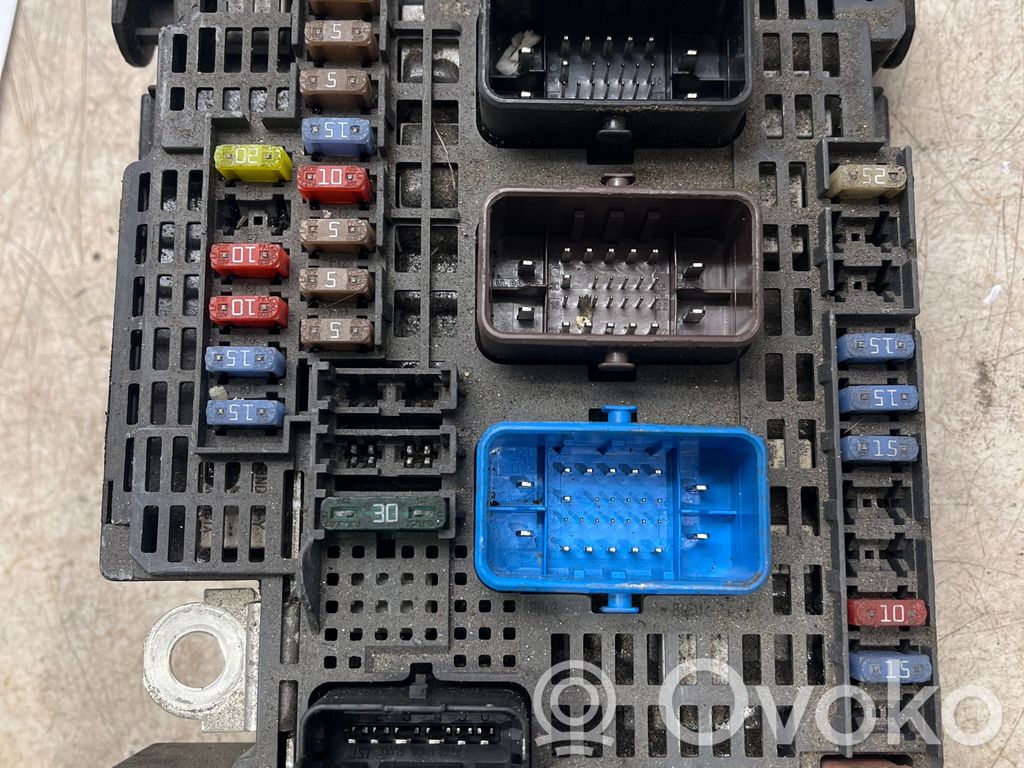 9674921980 Dacia Sandero II Fuse box set, €65.00 | RRR