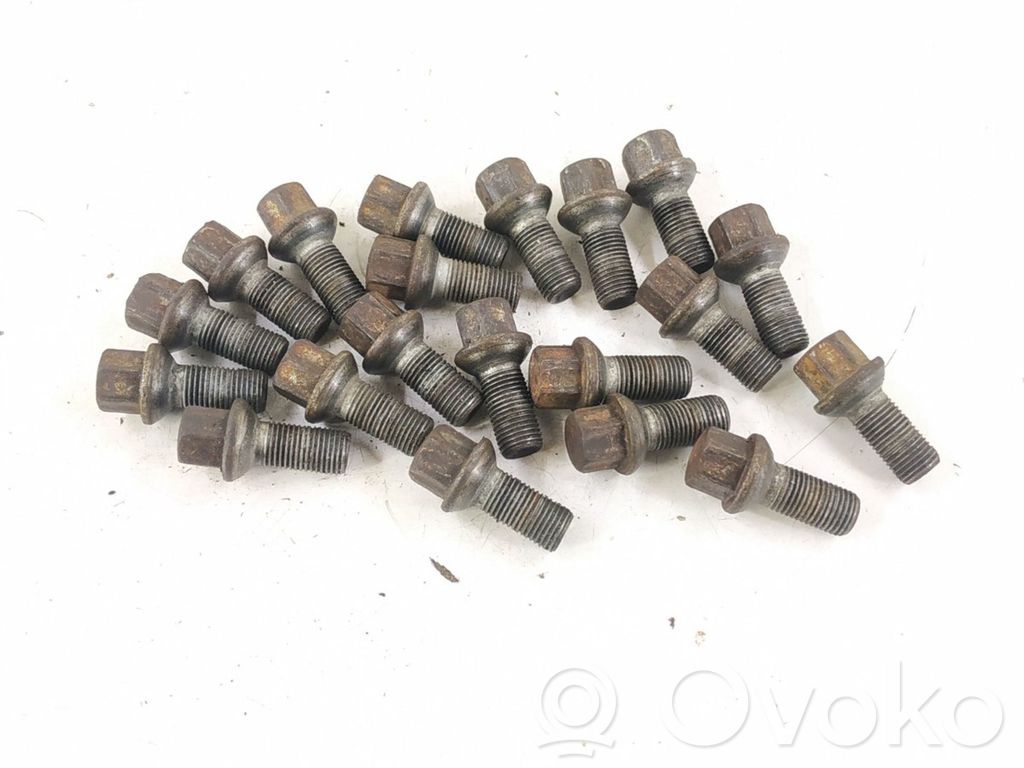 0009908307 Mercedes-Benz E W211 Mutterit/pultit, 20,69 € | OVOKO