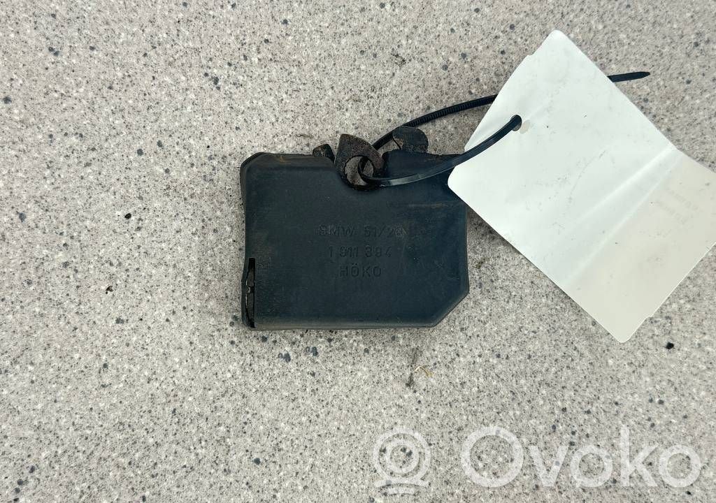 51231911393 BMW 3 E30 Serrure de capot, 41,99 € | OVOKO