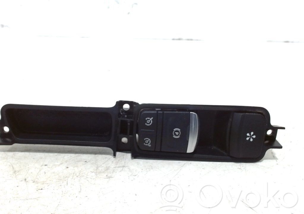 363216544R Renault Talisman Hand parking brake switch, €80.00 | RRR