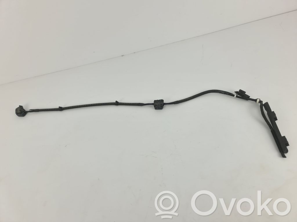 7367464 BMW 4 F36 Gran coupe Windshield washer spray nozzle, €15.00 | RRR