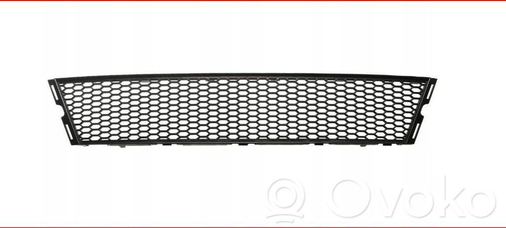 51117227889 BMW M3 e92 Front bumper lower grill, €76.00 | RRR