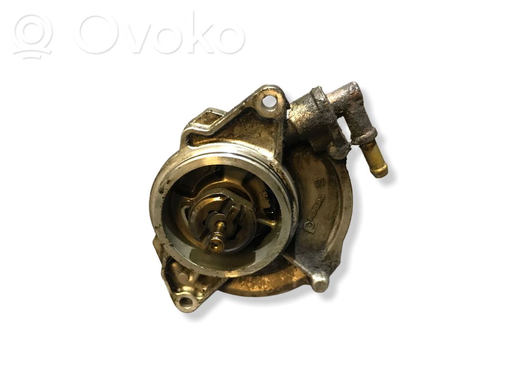 057145100P Audi A4 S4 B7 8E 8H Pompe à vide, 20,00 € | OVOKO