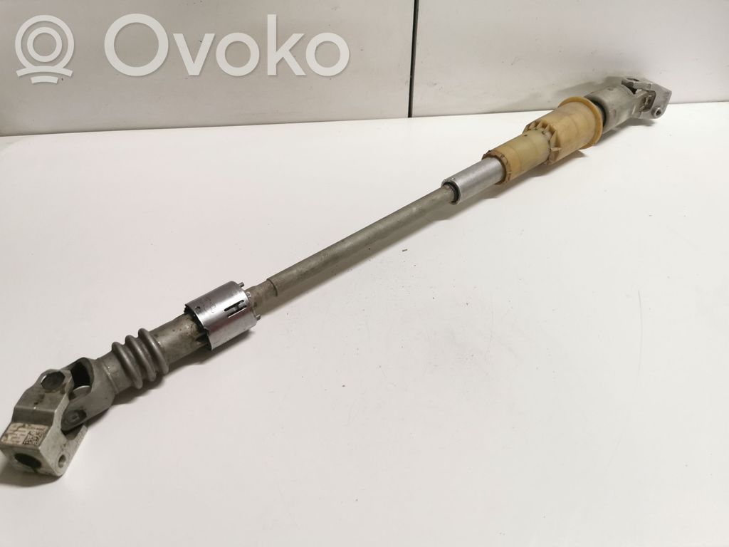 A2054620378 Mercedes-Benz C W205 Joint de cardan colonne de direction ...