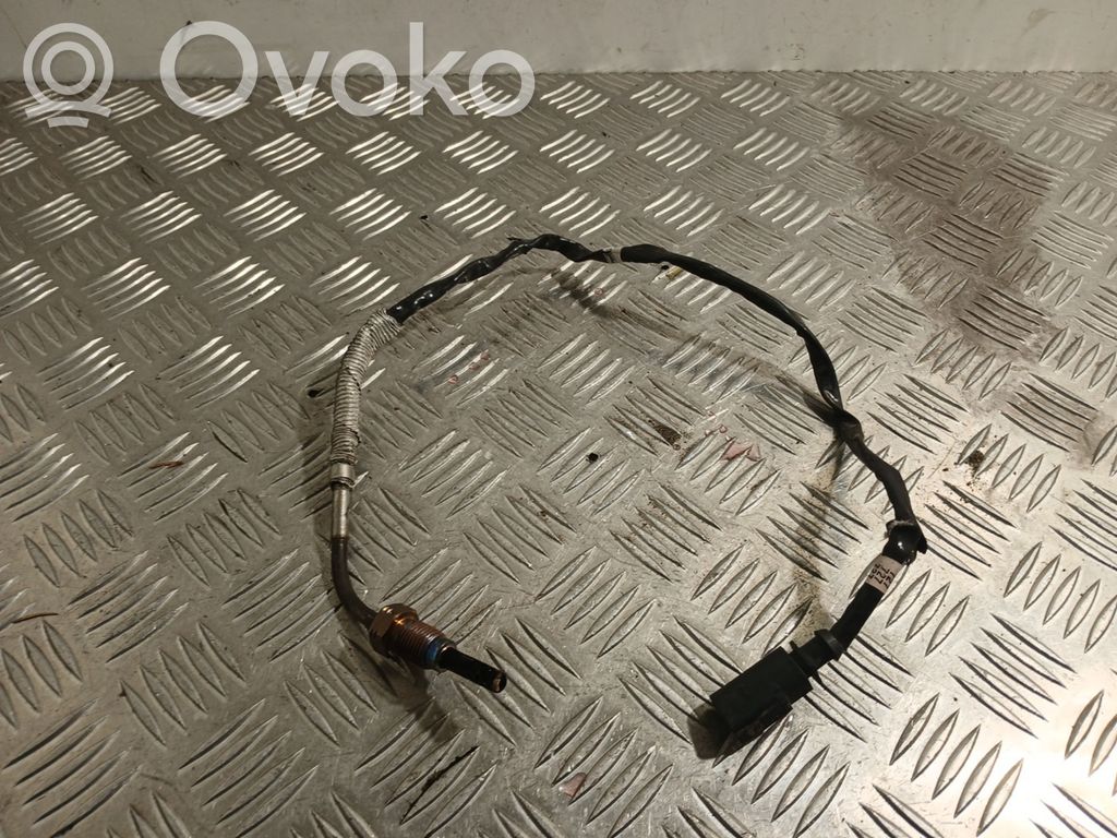 04L906088AE Volkswagen PASSAT B8 Capteur de température des gaz d ...