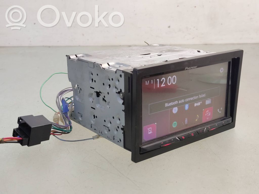 PIONEER XPeng G3 Radio/CD/DVD/GPS head unit, €250.00 | RRR