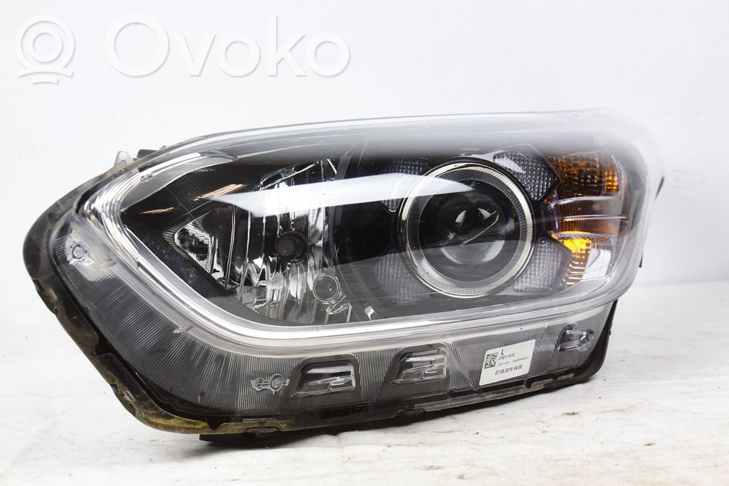 92101J7050 KIA Ceed Headlight/headlamp, €280.00 | RRR