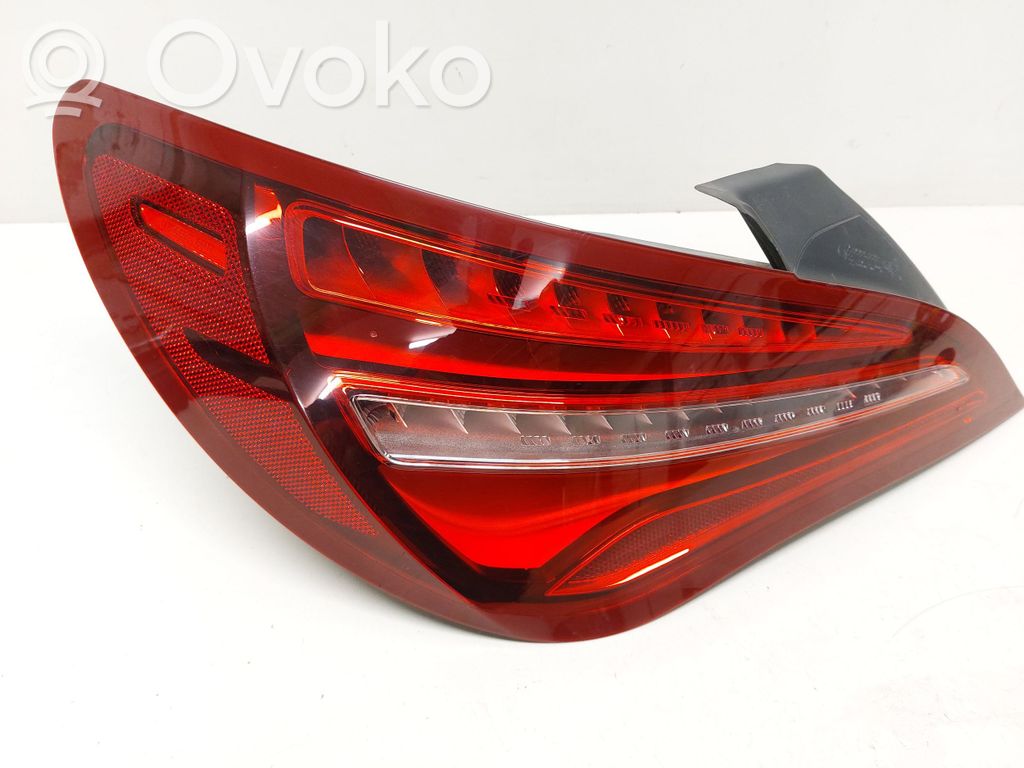 A1179063700 Mercedes-Benz CLA C117 X117 W117 Feux arrière / postérieurs ...