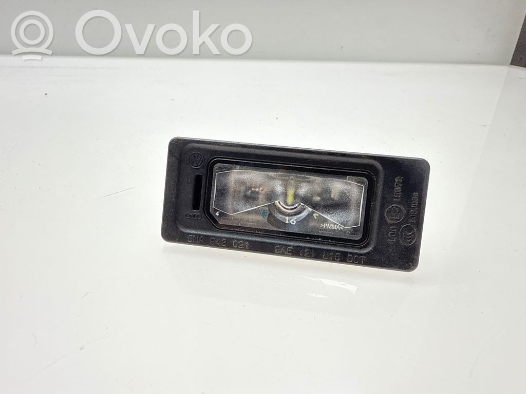 5NA943021 Volkswagen ID.4 Number plate light, €5.00 | RRR
