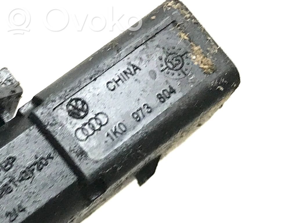 ATT21924 Volkswagen PASSAT B7 Fiche pour ABS 3C03L 8K0973702A 8J0973202 ...