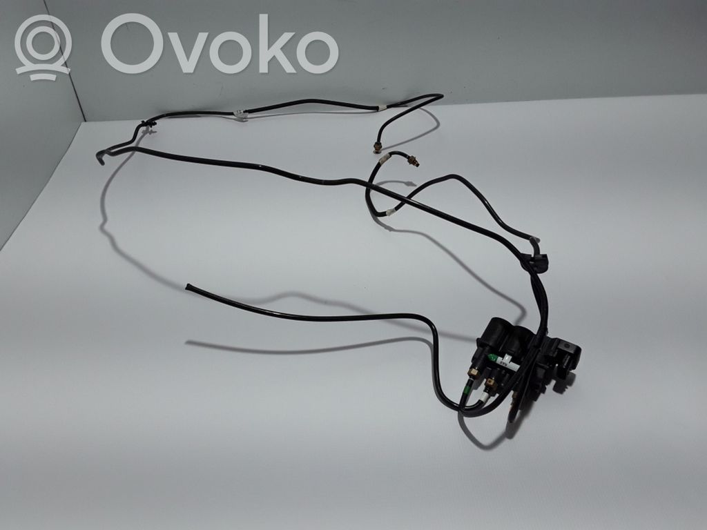 CPLA5B710AD Land Rover Range Rover L405 Air suspension valve block, €30 ...