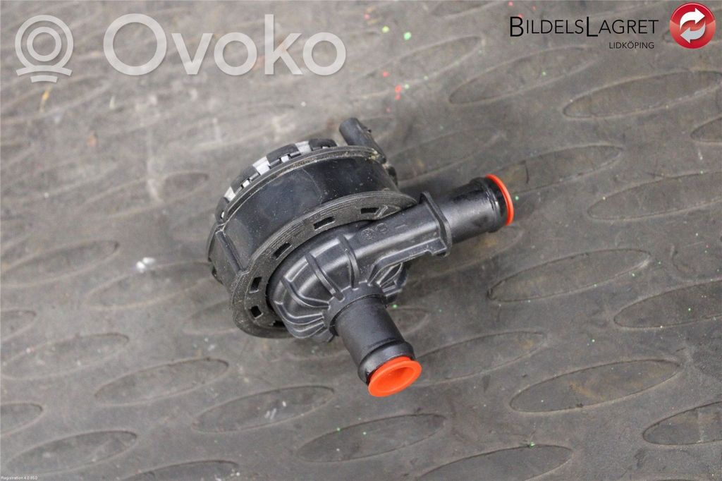 3Q0965567E Volkswagen Golf VIII Electric auxiliary coolant/water pump ...