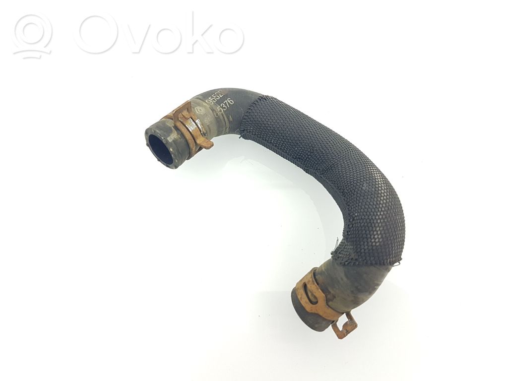 19552R Renault Trafic II (X83) Engine coolant pipe/hose, €8.00 | RRR