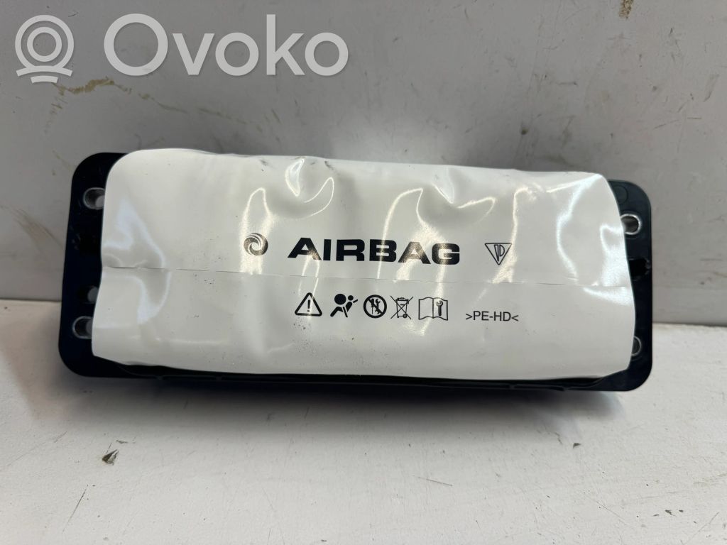 95B880204B Porsche Macan Passenger airbag, €100.00 | RRR