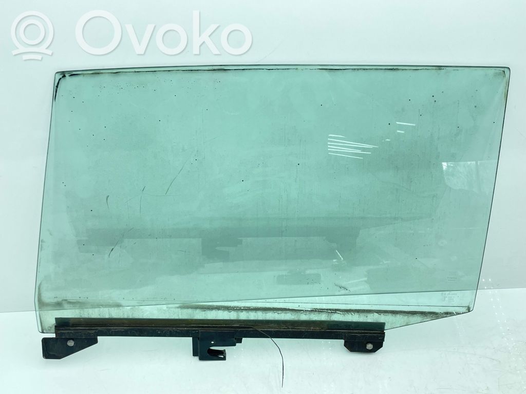 Rolls-Royce Silver Spur Rear door rubber seal (on body), €139.00 | RRR