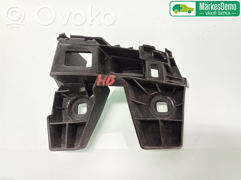 3G9807484A Volkswagen PASSAT B8 Rear bumper mounting bracket, €11.16 | RRR