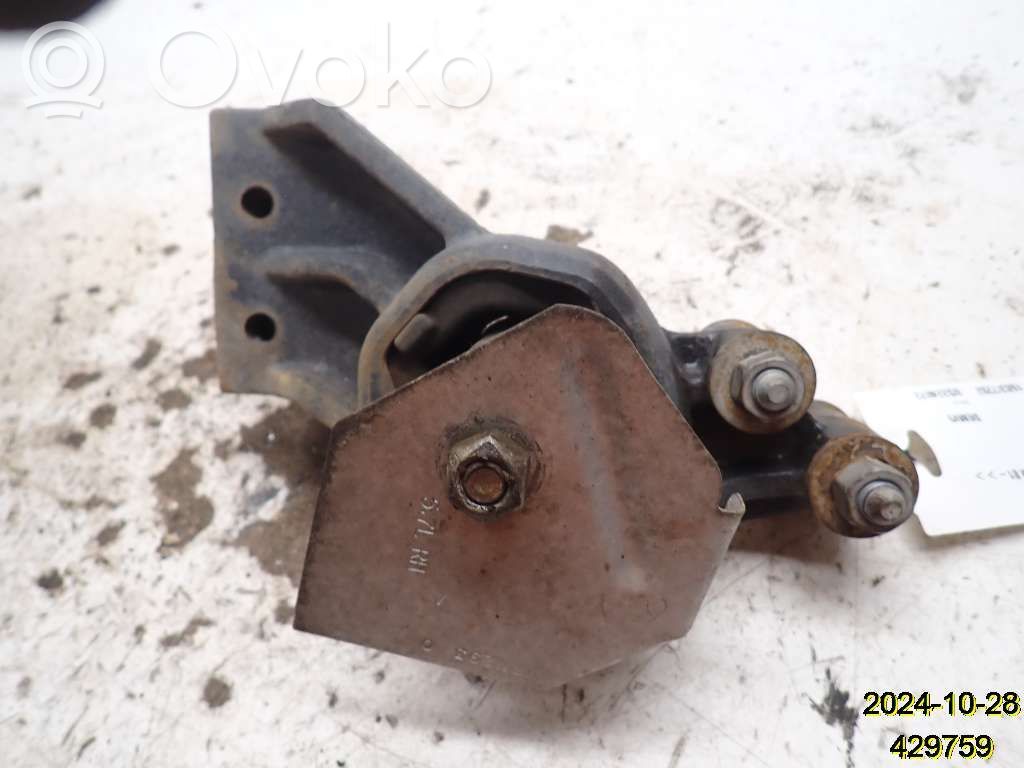 68044126AA Dodge RAM Engine mount bracket, €66.96 | RRR