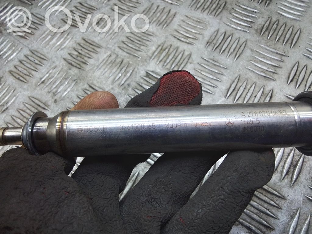 A2780700687 Mercedes-Benz C W204 Fuel injector, €15.00 | RRR