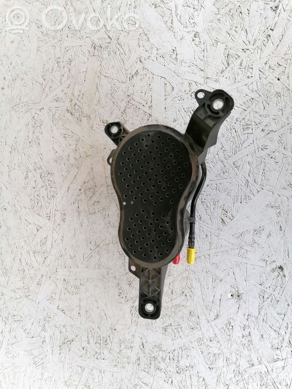 8K0201799G Porsche Cayenne (9Y0 9Y3) Other exterior part, €32.40 | RRR