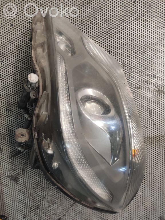 A9068206200 Mercedes-Benz Sprinter W906 Priekinis žibintas, 411,76 € | RRR