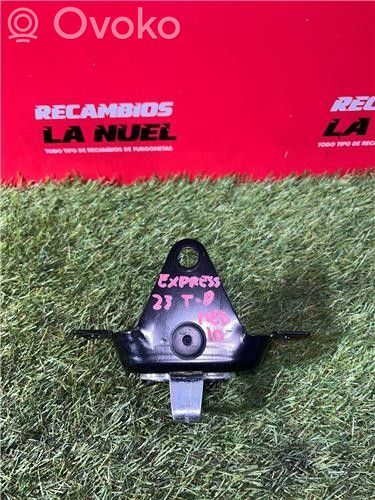 825704845R Renault Express Rear door lock, €19.65 | RRR