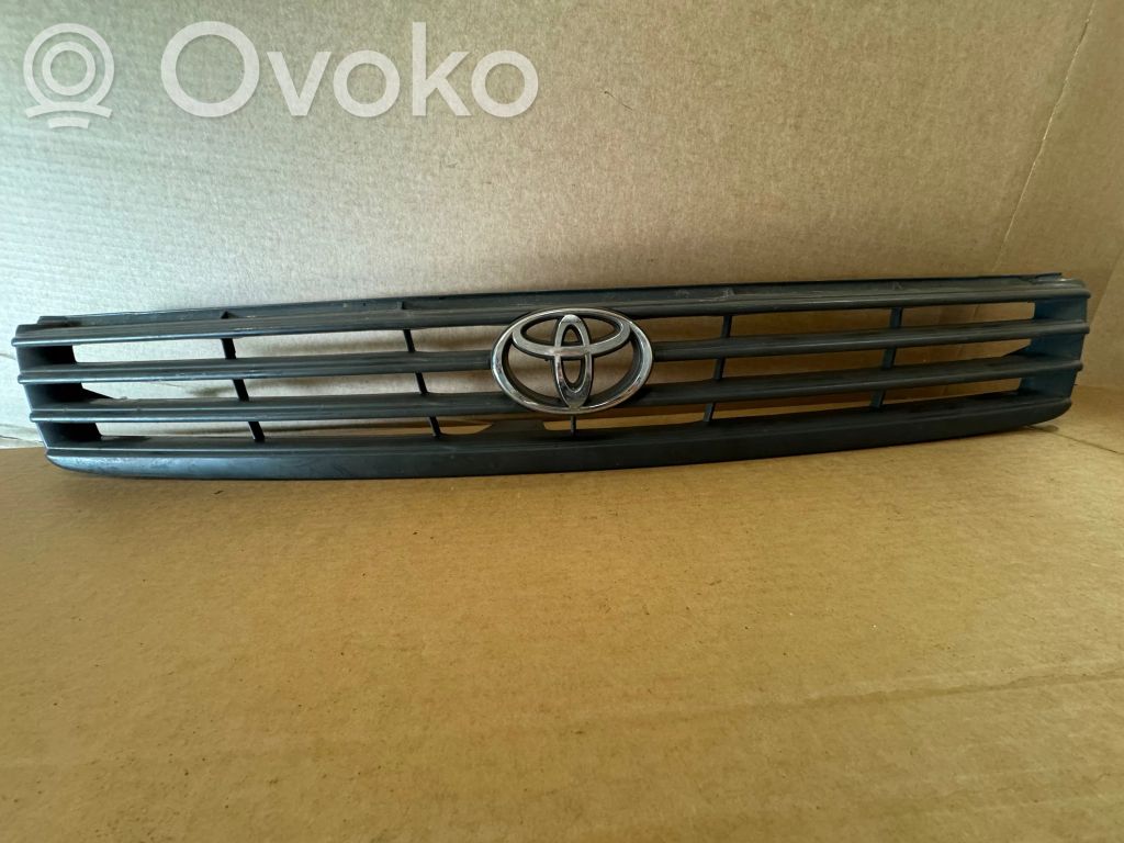 5311126321 Toyota Hiace (H100) Front bumper upper radiator grill, €83. ...