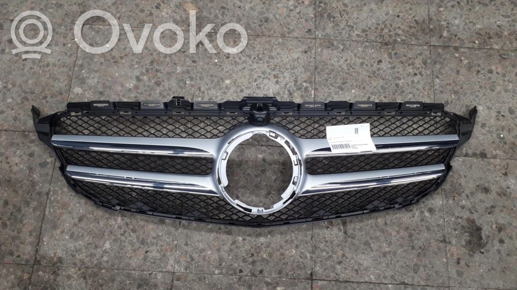 a2058881200 Mercedes-Benz C W205 Grille de calandre avant, 611,76 € | OVOKO