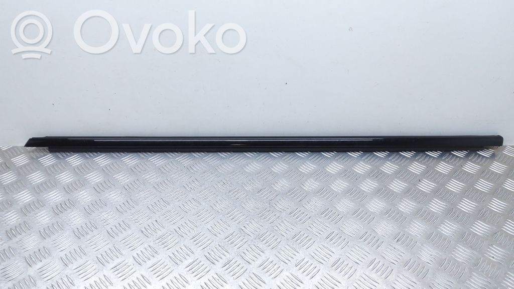 51337444093 BMW X5 G05 Moulure de vitre de la porte avant, 44,95 € | OVOKO