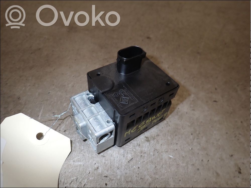 7701209427 Renault Megane III Verrouillage du volant, 40,00 € | OVOKO