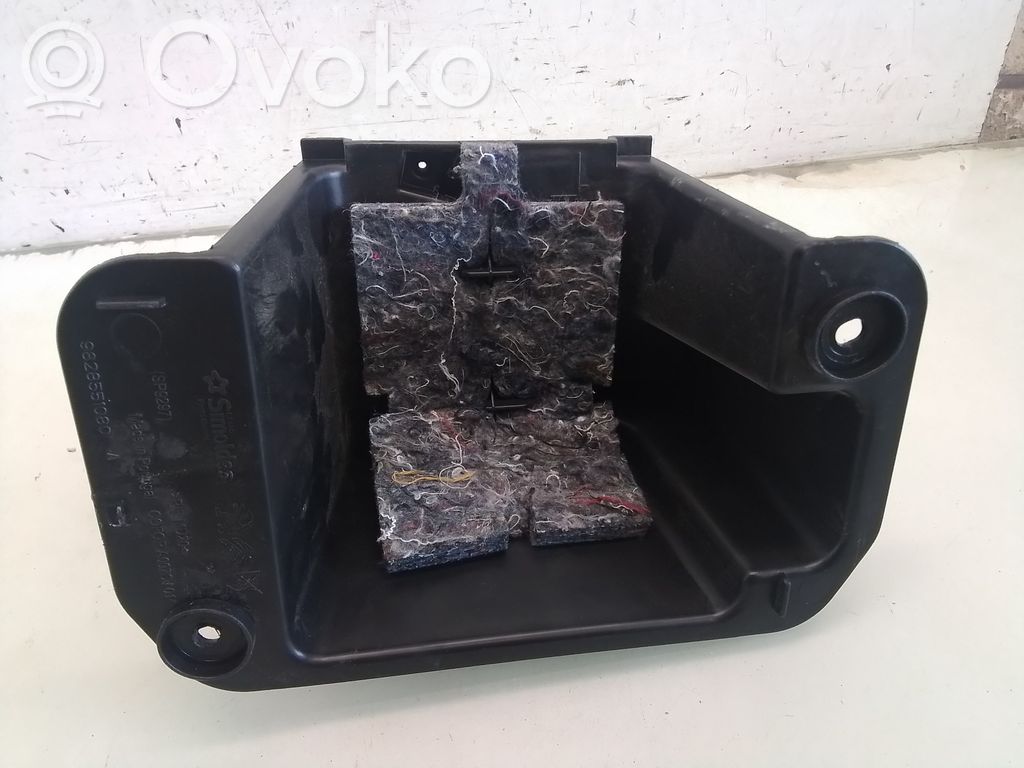 9828551080 Peugeot 2008 II Quarter panel pressure vent, €15.00 | RRR