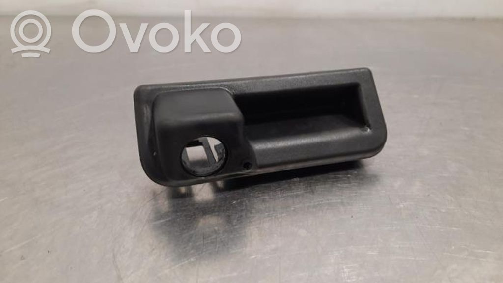 5E3827566A Skoda Enyaq iV Tailgate/trunk/boot open switch, €34.18 | RRR