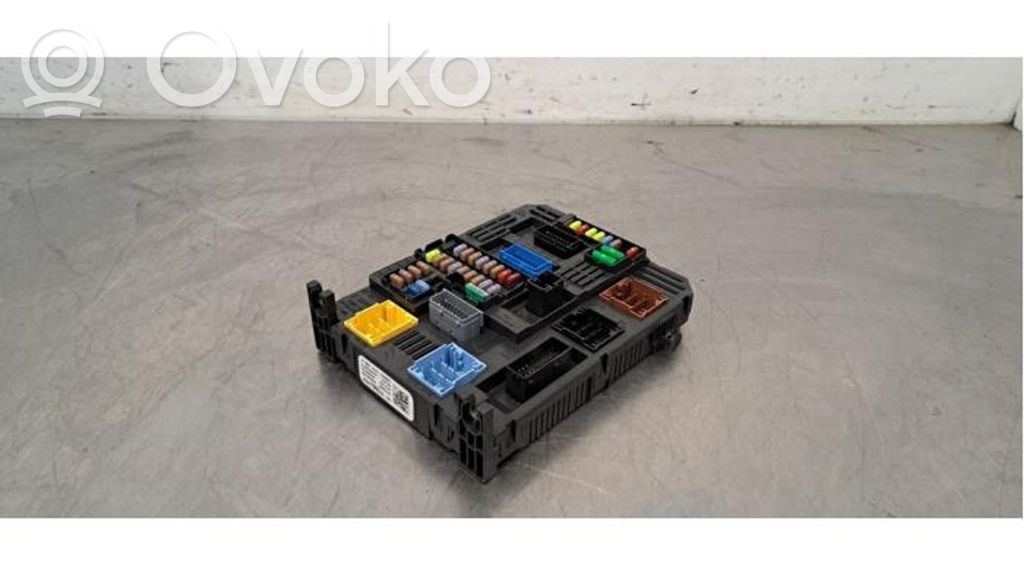 9830790580 Opel Vivaro Boîte à fusibles, 205,10 € | OVOKO