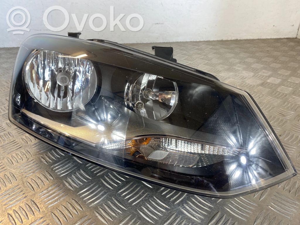 6R1941008E Volkswagen Cross Polo Scheinwerfer, 100,00 € | OVOKO