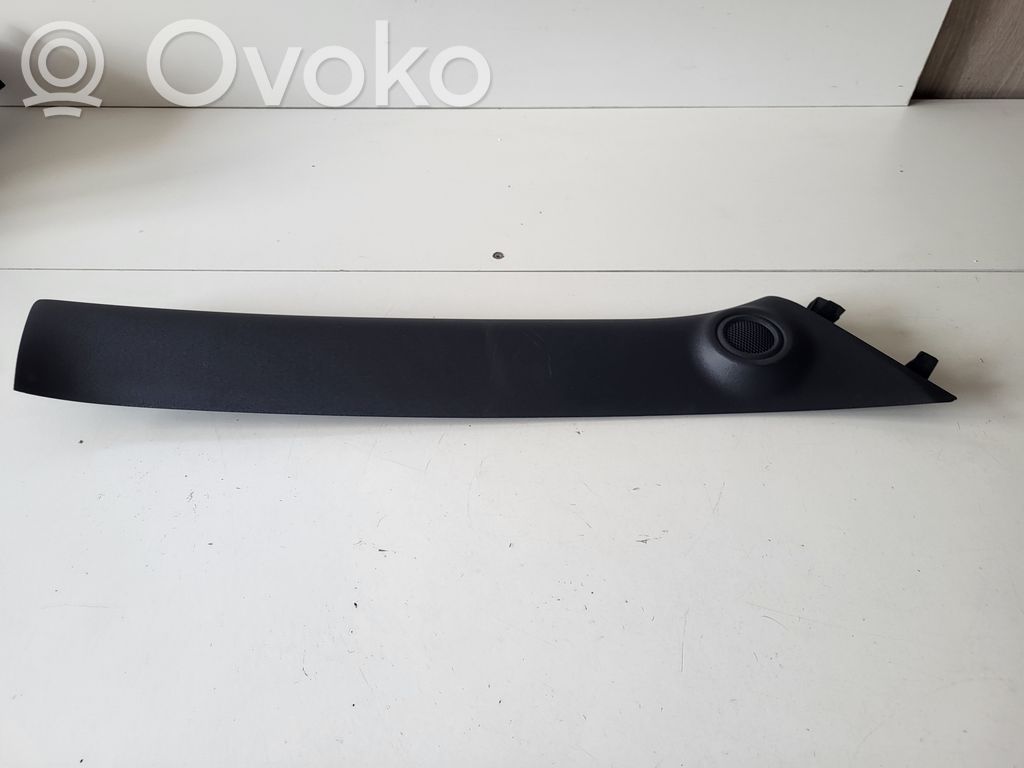 769116PA0A Nissan Juke II F16 (A) pillar trim, €40.00 | RRR