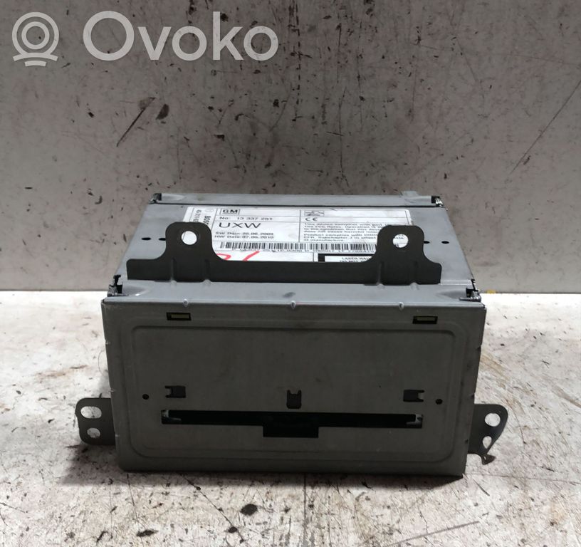 13337251 Opel Meriva B Radio/CD/DVD/GPS head unit, €128.83 | RRR