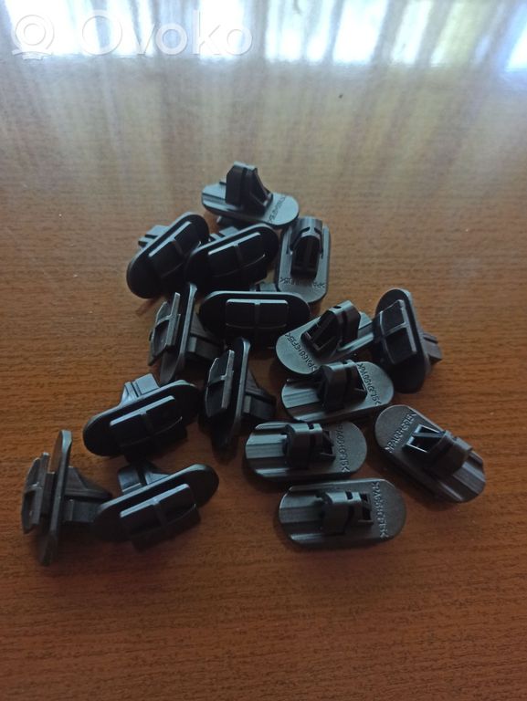 31216744 Volvo S60 Sill/side skirt trim, €10.00 | RRR