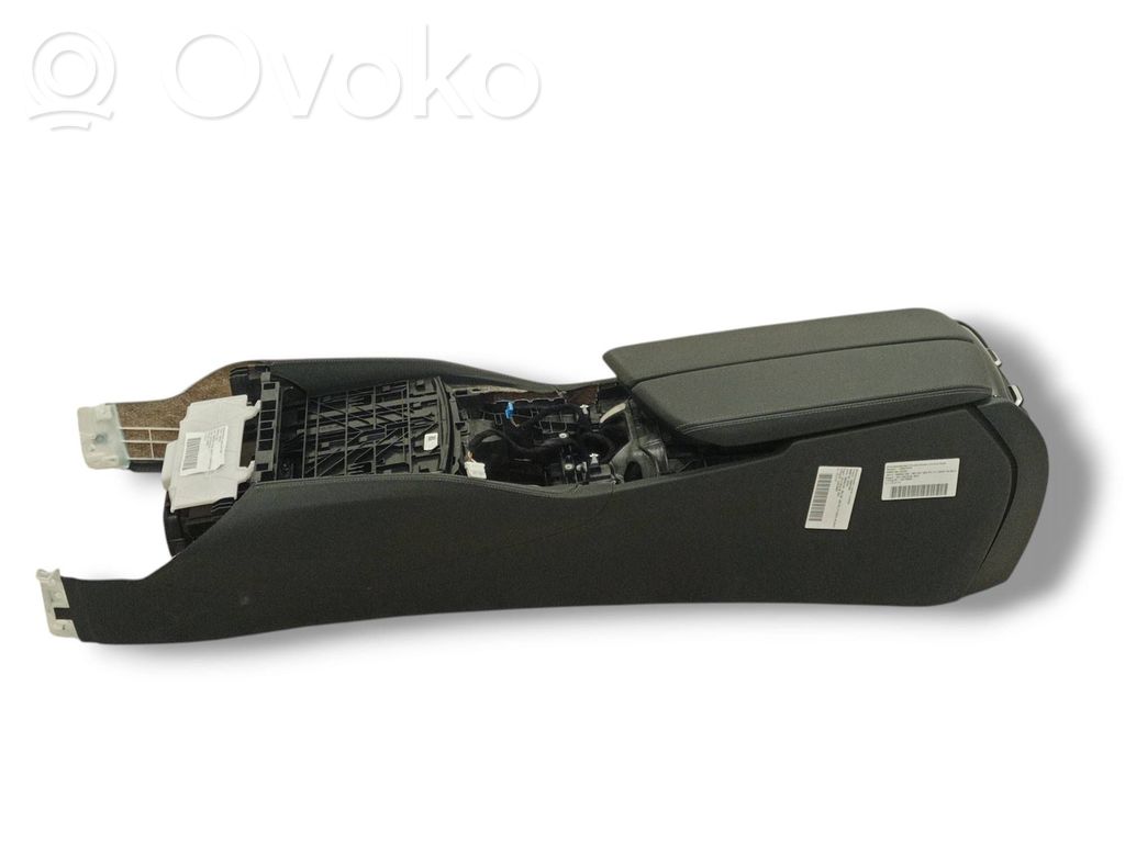 51166833963 BMW 5 G30 G31 Center console, €227.00 | RRR