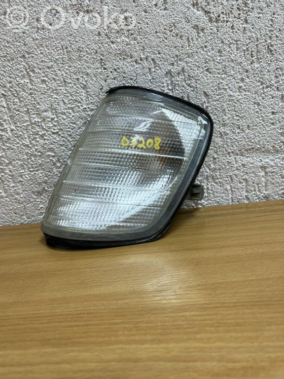 00680005 Mercedes-Benz E W124 Rear/tail lights, €12.00 | RRR
